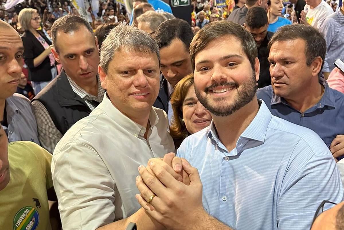 Governador de São Paulo, Tarcísio de Freitas, se torna garoto ...